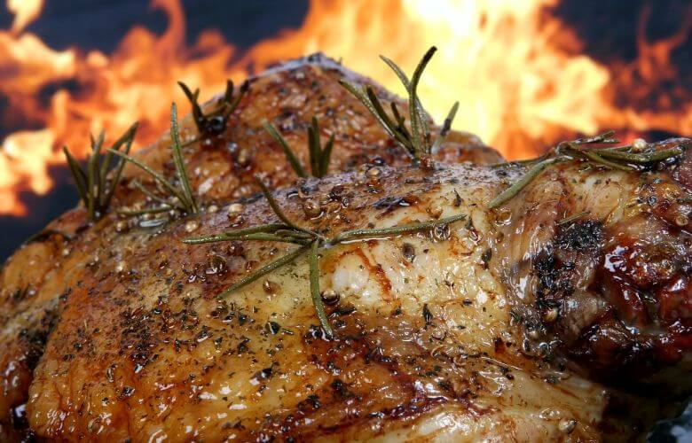 Maak deze kerst de perfecte geroosterde kip in een paar simpele stappen ...