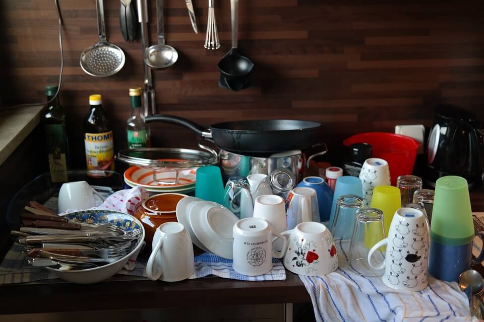 Met deze tips heb je veel minder afwas na het koken