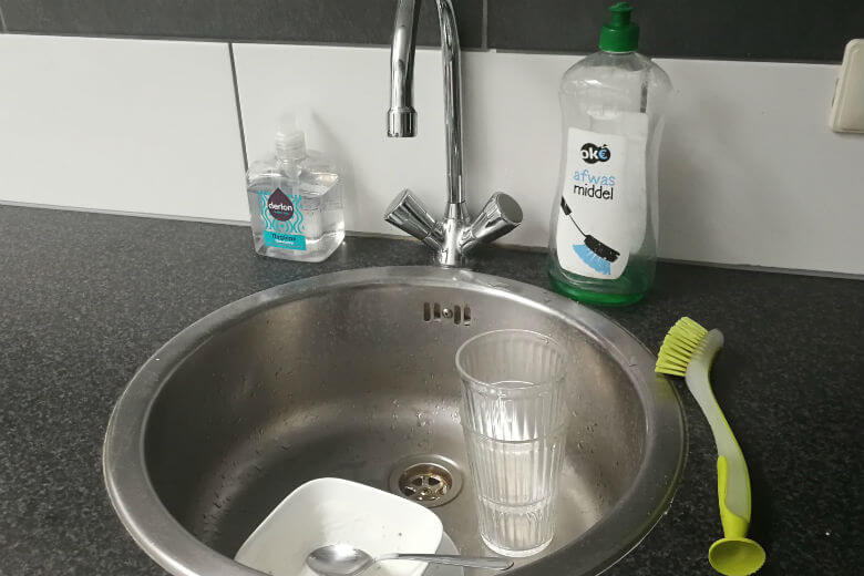 10 tips voor mensen die een hekel hebben aan de afwas