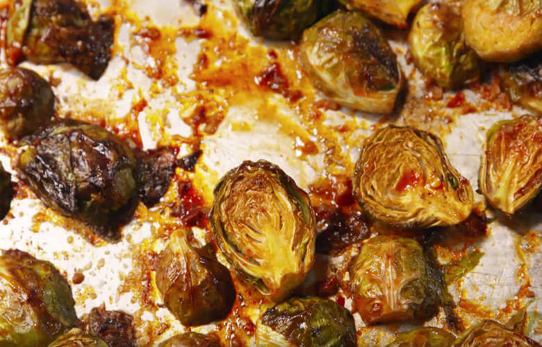 Recept: geroosterde spruitjes in een zoet-pikante saus