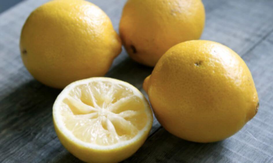 Met deze truc houd je citroenen een maand lang vers