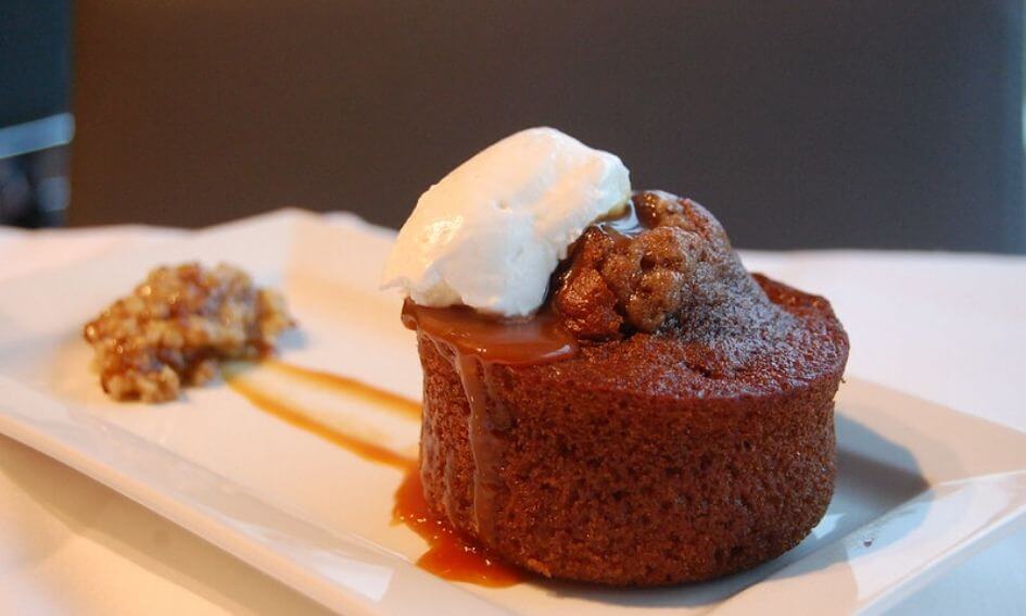 Ultieme zoete zonde: deze sticky toffee cake is om je vingers bij af te ...