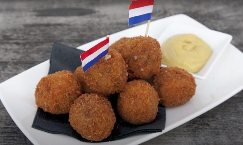 KFC komt met een Nederlandse snack: de bitterbal