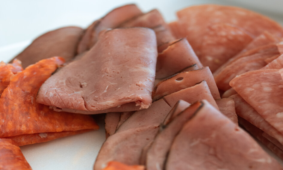 Aha! Dit is de meest ongezonde worst voor op brood