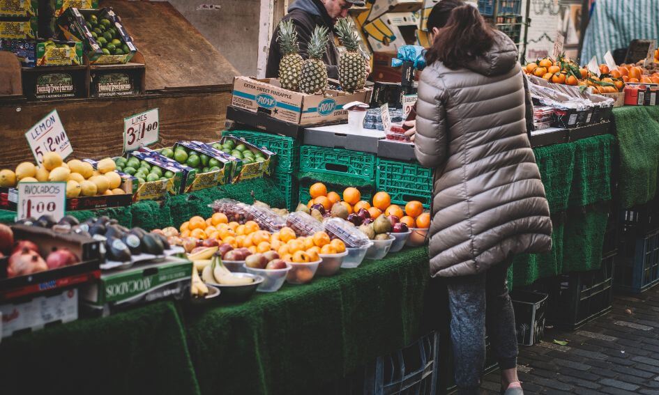 Hoe zit het: is groente en fruit op de markt goedkoper dan in de winkel?