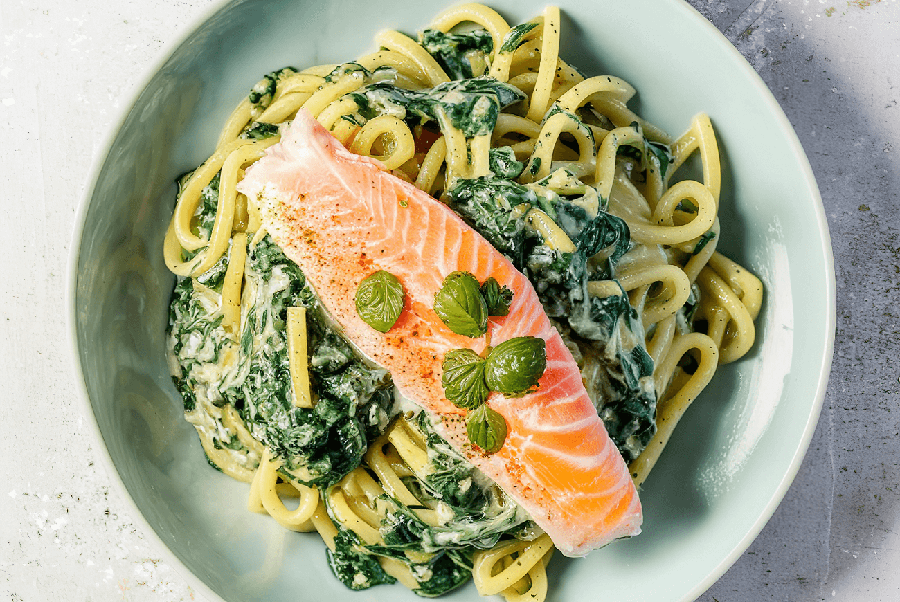 Recept: snelle pasta met zalm en spinazie
